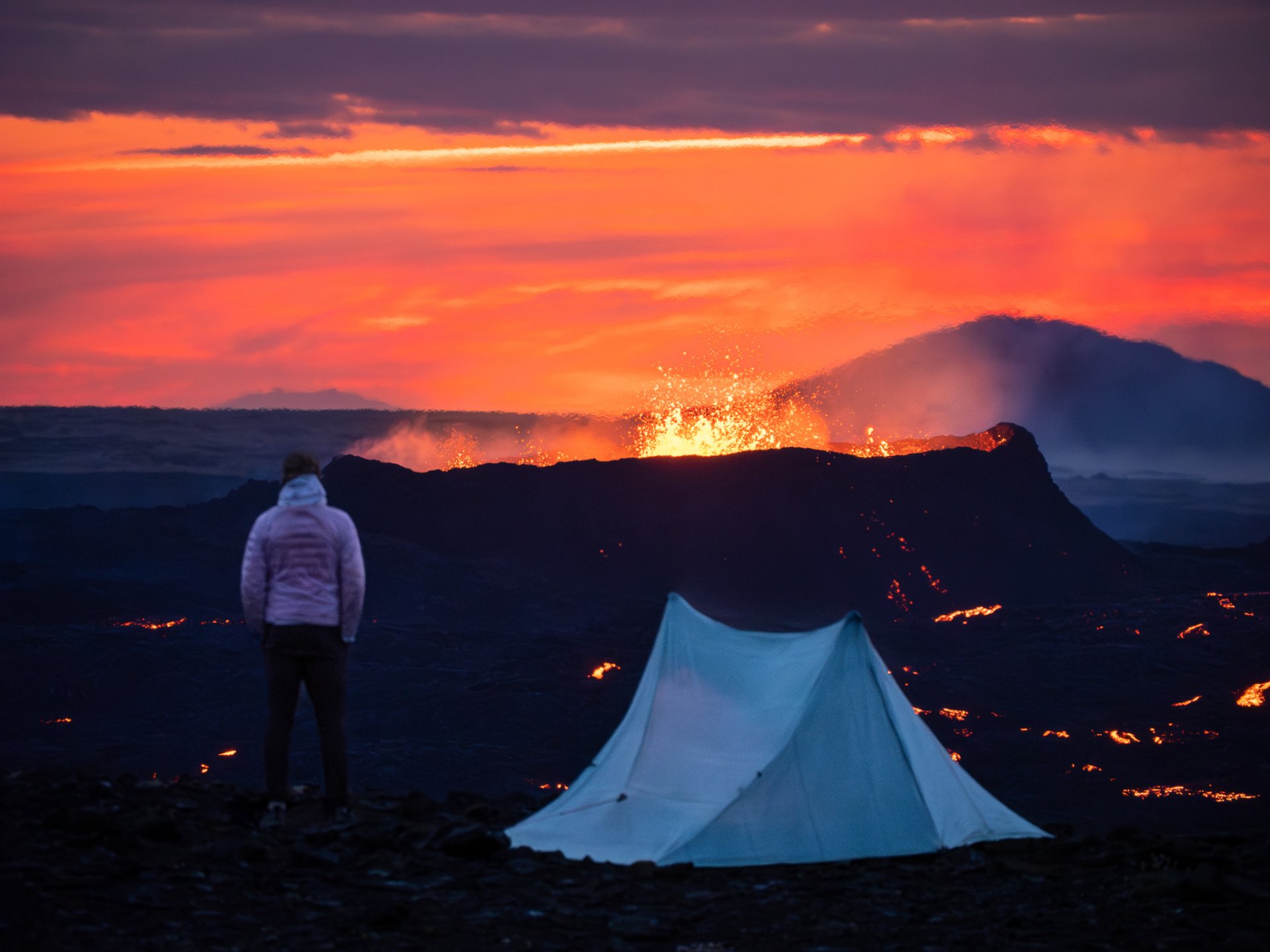 Hiking and camping at Litli Hrútur Volcano with Harmen Hoek | Visit ...