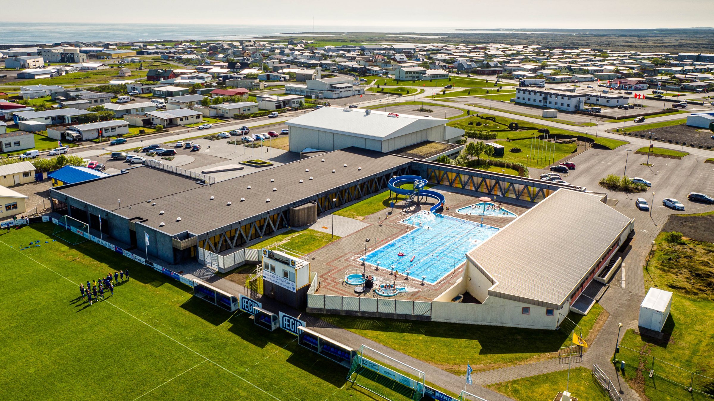 Sundlaugar | Visit Reykjanes